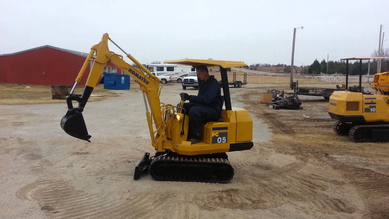 Komatsu PC05 12-19-13 - YouTube