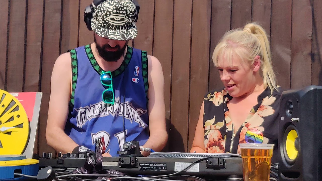 DJ Lolly & Discam Live @ TDV20 Pre Party Cisco Bar (7-07-2018) - YouTube