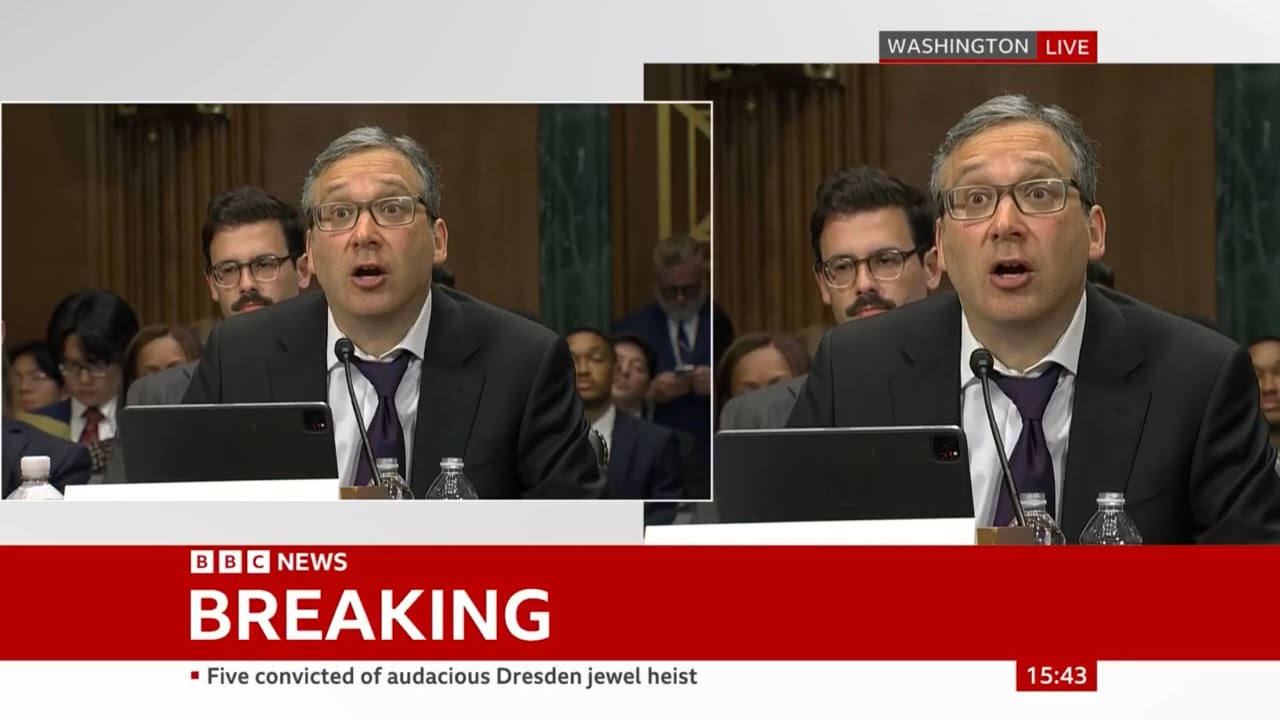 Duplicate feed on split screen on BBC News - YouTube