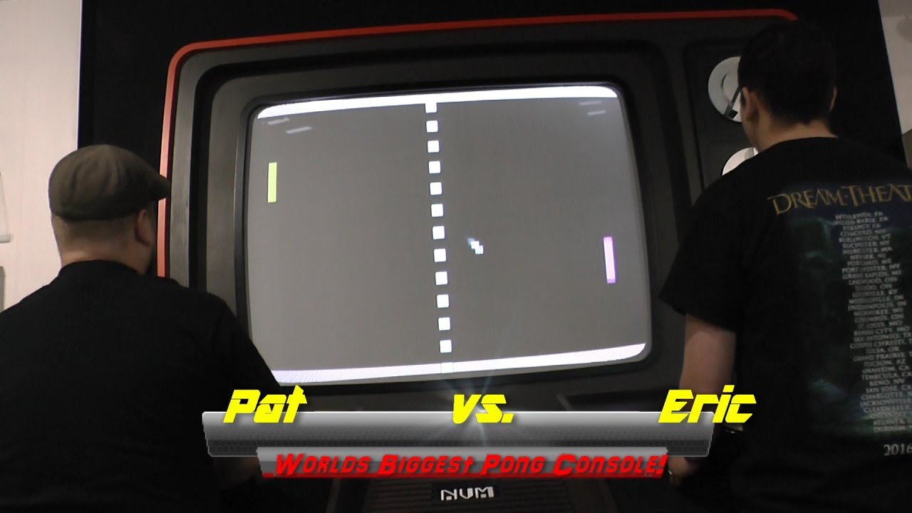 World's Biggest Pong Console - Intense Battle - YouTube