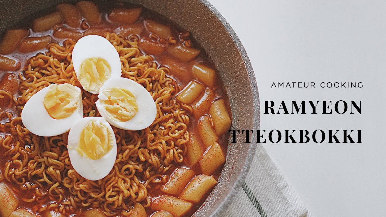 Ramyeon Tteokbokki [Rabokki] 라볶이 ASMR | Amateur Cooking - YouTube