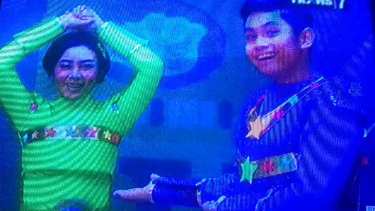 Hi 5 indonesia robot number 1 - YouTube