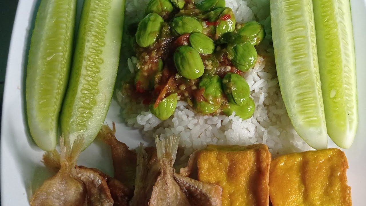 Asmr ikan asin+tahu+sambal pete+lalapan timun ||Asmr Indonesia - YouTube