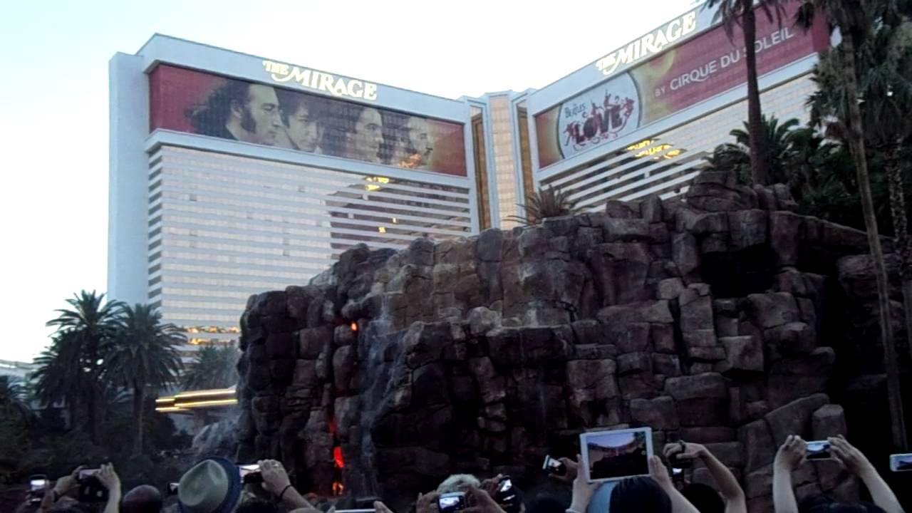 Fire Show at the Mirage - YouTube