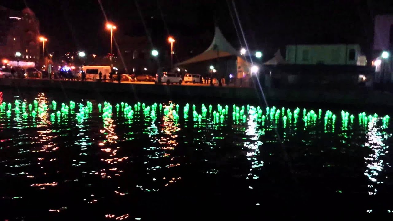 Nice light show down in baltimore - YouTube