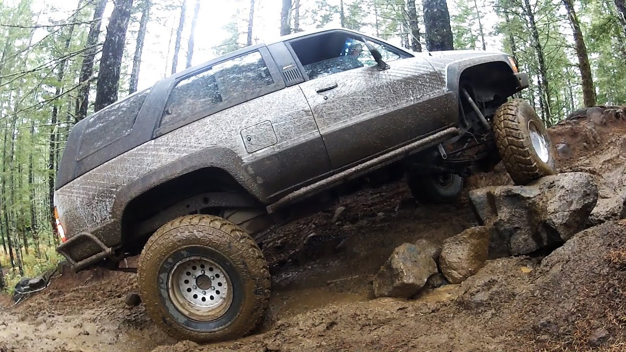 Rainy Wet Off Road Rock Crawling - Tillamook State Forest - Oregon ...