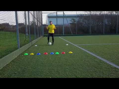 Advanced Cognitive football training ideas - YouTube