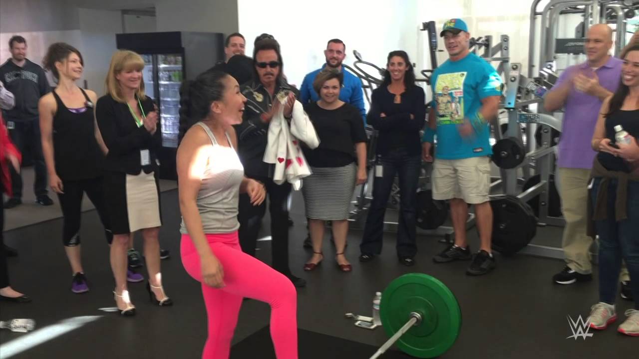 John Cena and Hulk Hogan visit the Facebook employee gym - YouTube