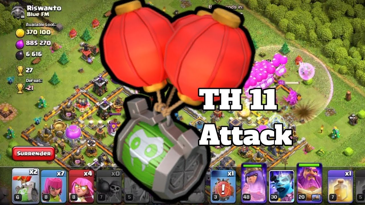 Snake Barrel Attack TH 11 - YouTube