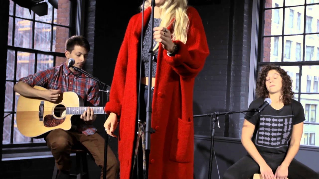 Catey Shaw at The Orchard: "Outerspace" (Live) - YouTube