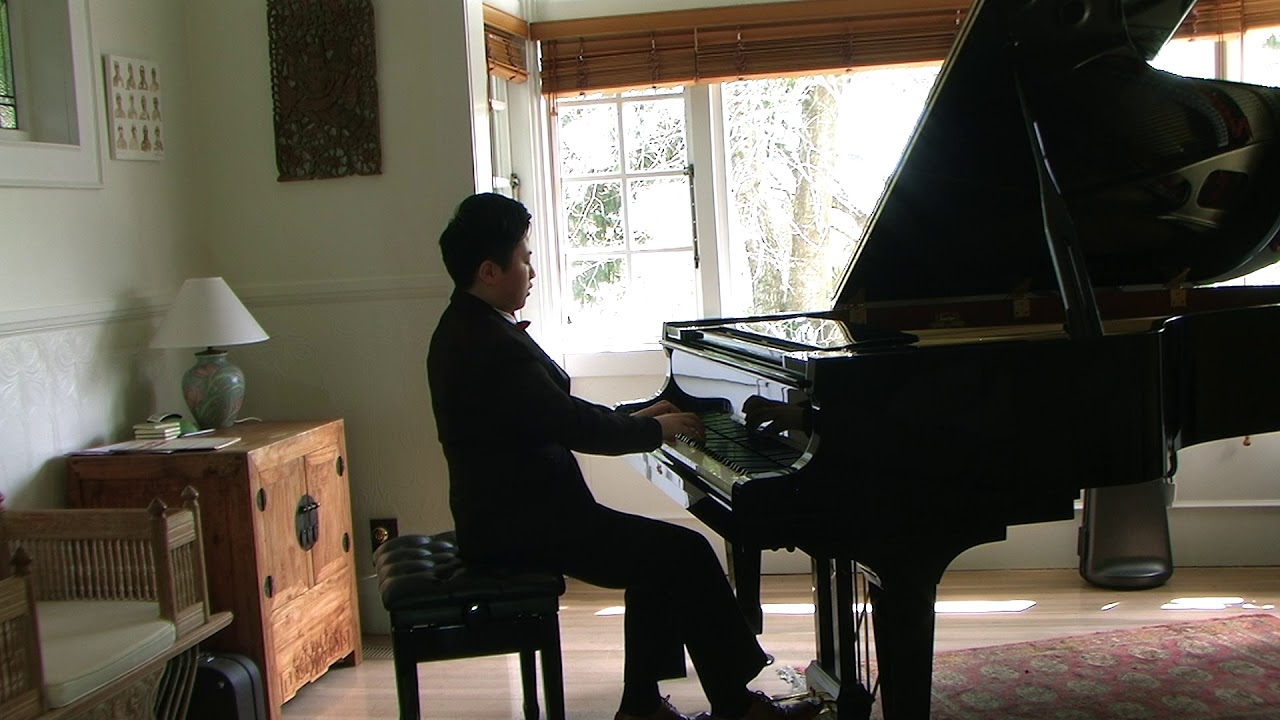 Liszt Concert Etude No. 3 ('Un Sospiro') - Jie Liang - YouTube