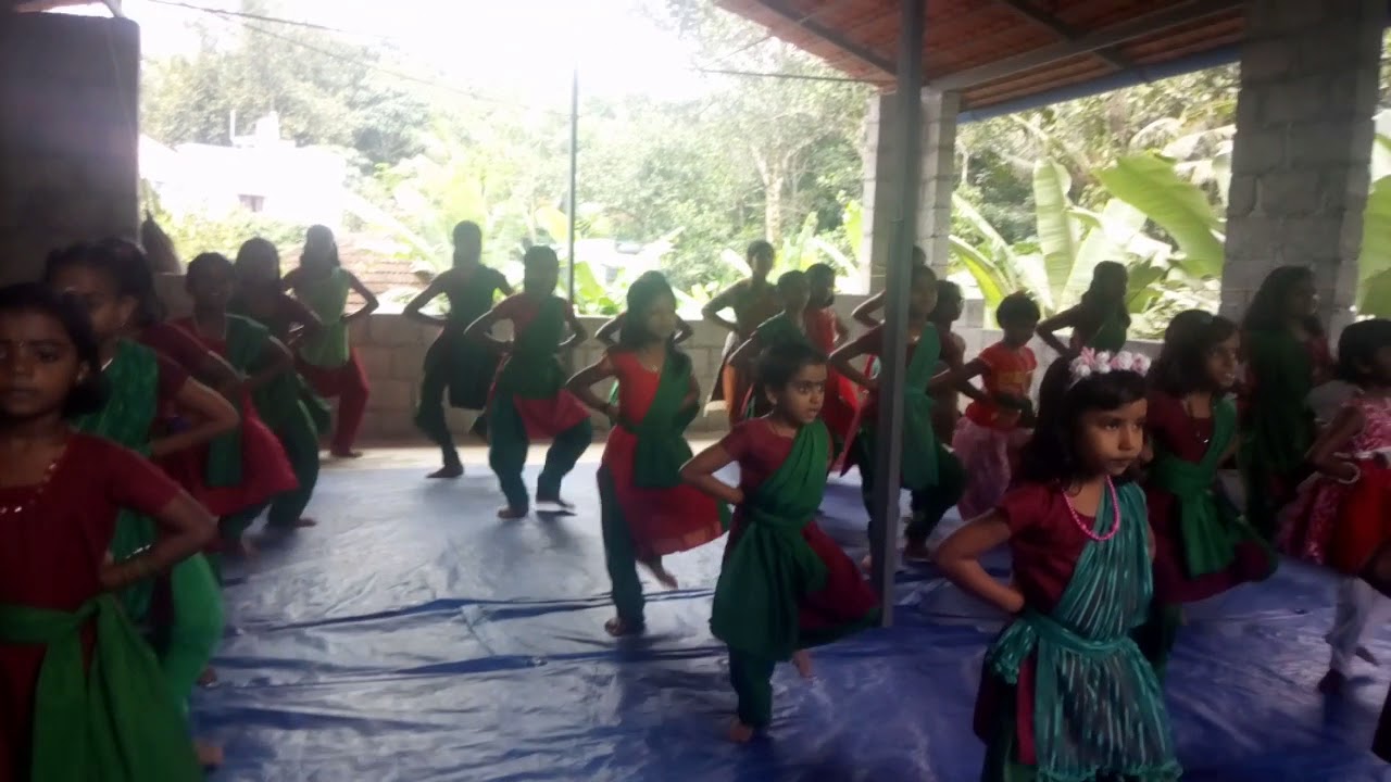 ADWAITHAM DANCE ACCADAMY VETTIKKAVALA(4) - YouTube