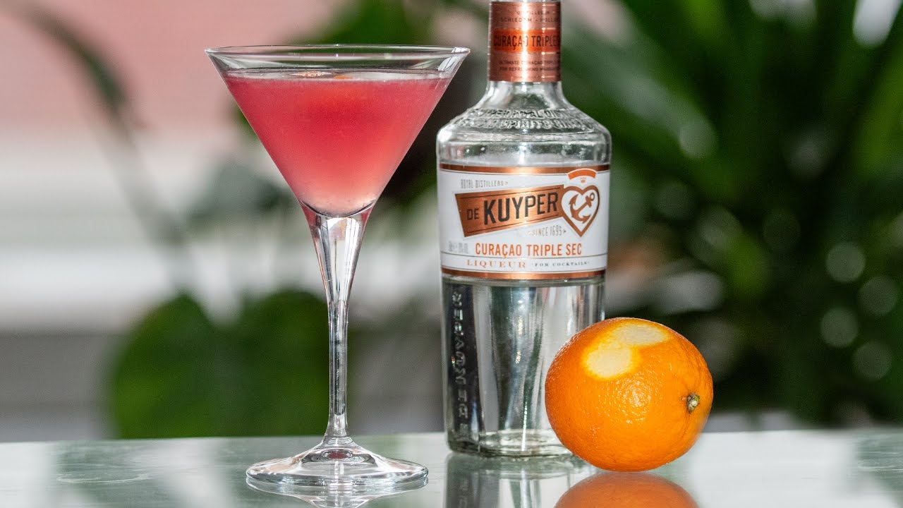 Cosmopolitan | Hoe maak je deze cocktail? - YouTube
