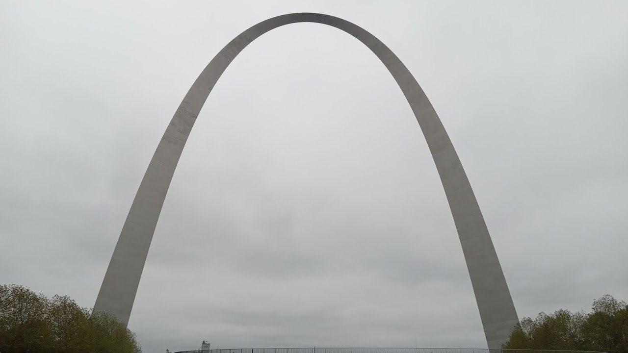 Visiting STL Arch - YouTube