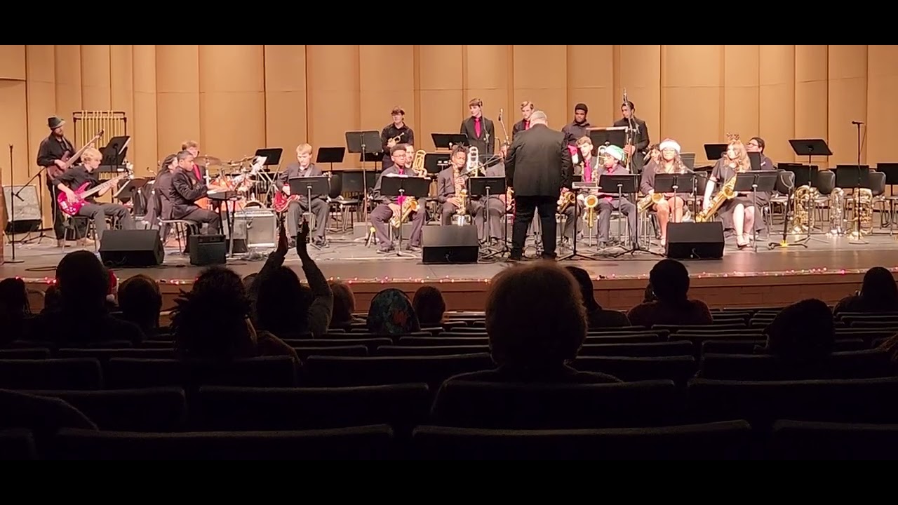 Maumelle Jazz Band winter concert aftershock - YouTube
