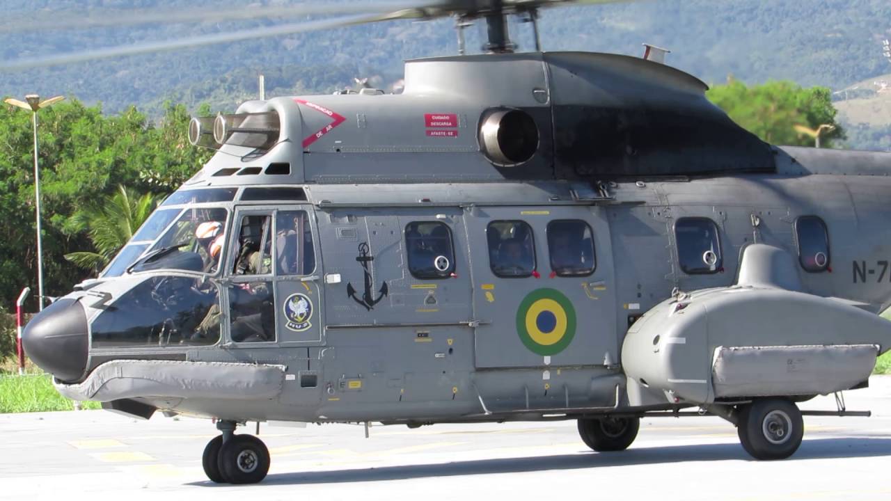 AS332 Super Puma UH-14 - Marinha do Brasil - Brazilian Navy - YouTube