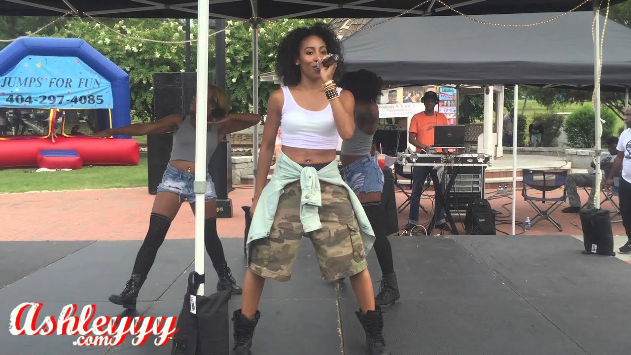 AshleYYY - Find Me (Live) at the International Bicycle and Music ...