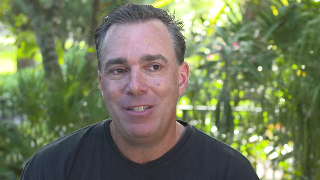 Magician Randy Goodman promo video - YouTube