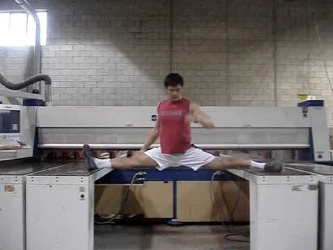 Extreme Front Split - YouTube