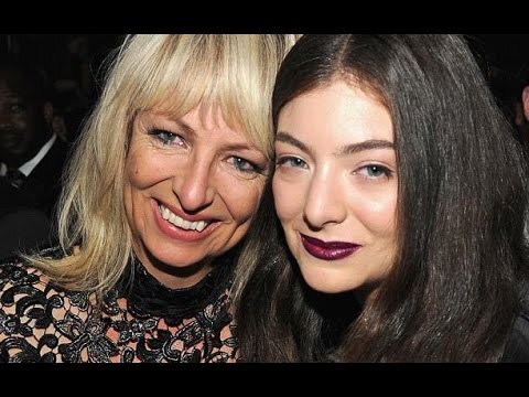 Lorde shares cool story about mom for Mother's - YouTube