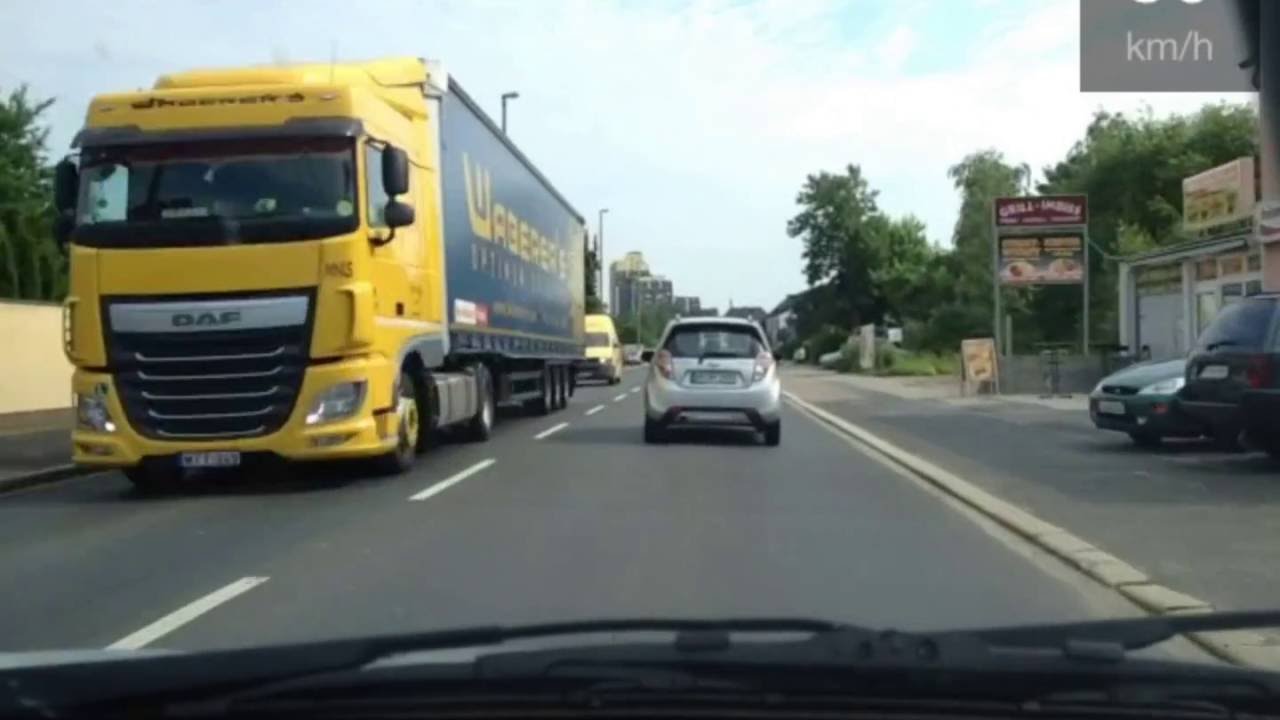 Dashcam Germany Bad Drivers -Compilation Juli - YouTube
