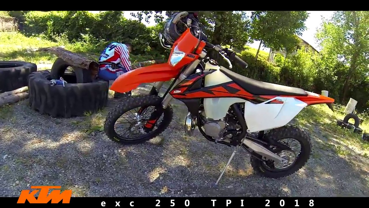 KTM exc 250 TPI - Tested on Endurocross track - YouTube