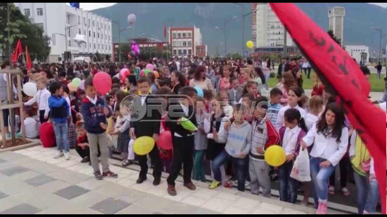 Ora News – Fëmijët me aftësi ndryshe, Shërbimi Social Kukës: Shtohen ...