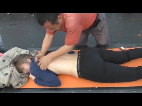 ASMR Massage - Gentle Street Massage by Luo Dong