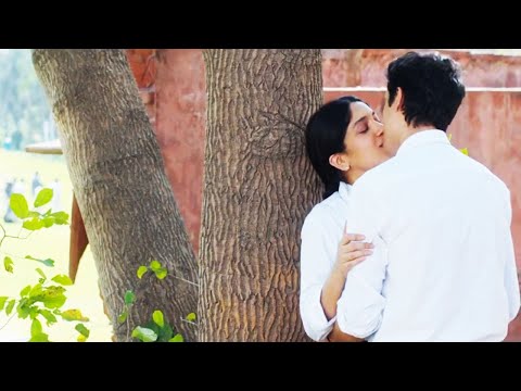 Thank You for Coming '2023' - Kanika and Arjun (Bhumi Pednekar and Karan Kundrra) | Kissing Scene