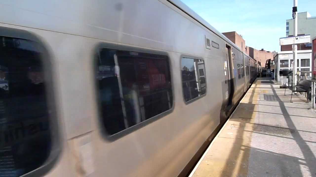 MTA Long Island Rail Road Bombardier M7 #7440 departing Flushing-Main ...
