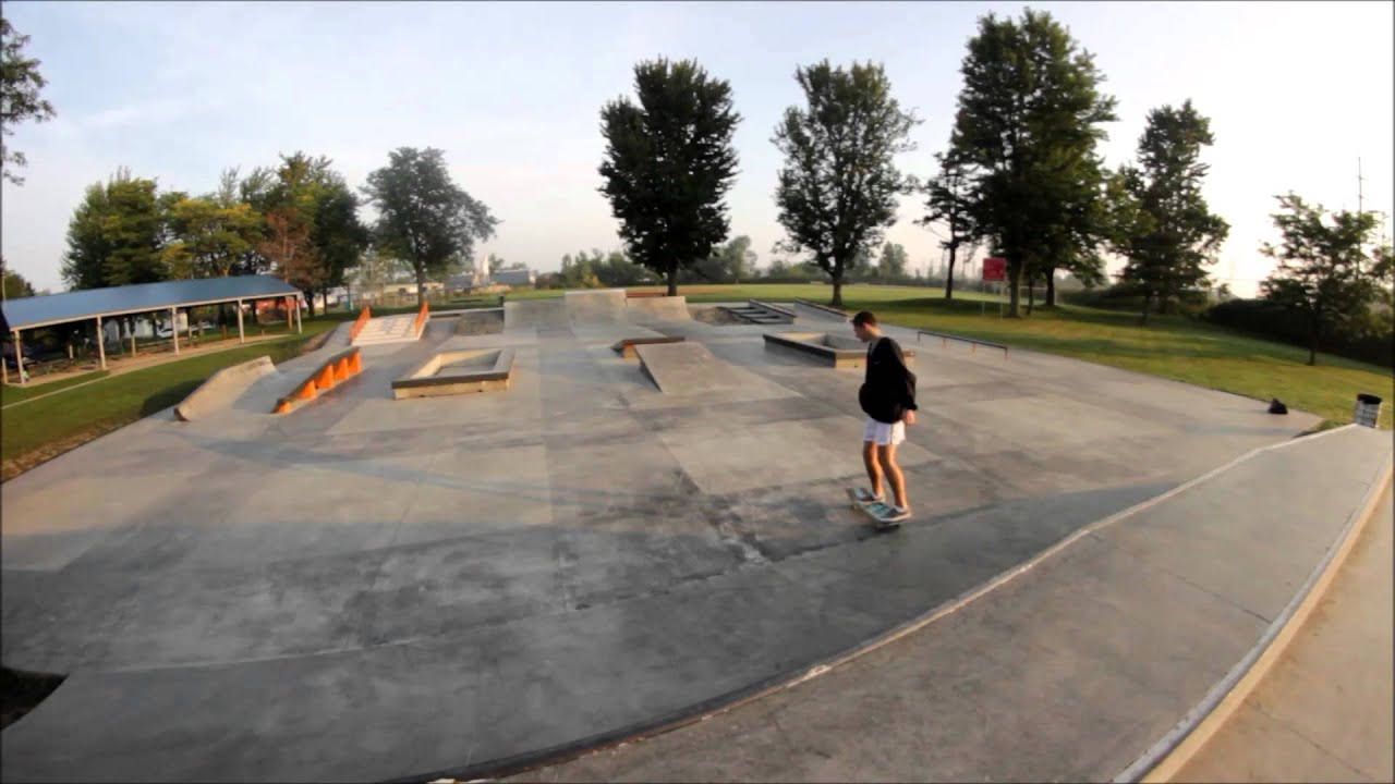Bryce Buchholz memorial skatepark (Austin Hartwig 9/4/2015) - YouTube