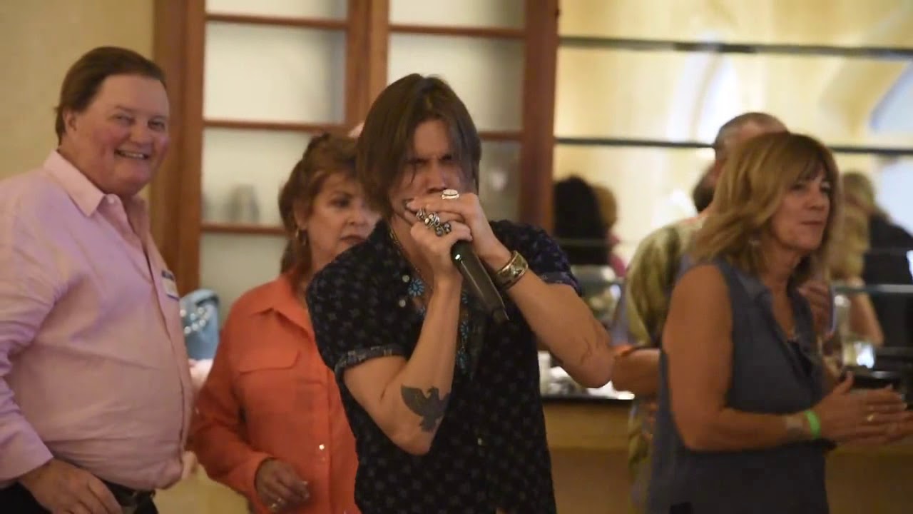 Wine Tasters of Naples with Wendell Ray - YouTube