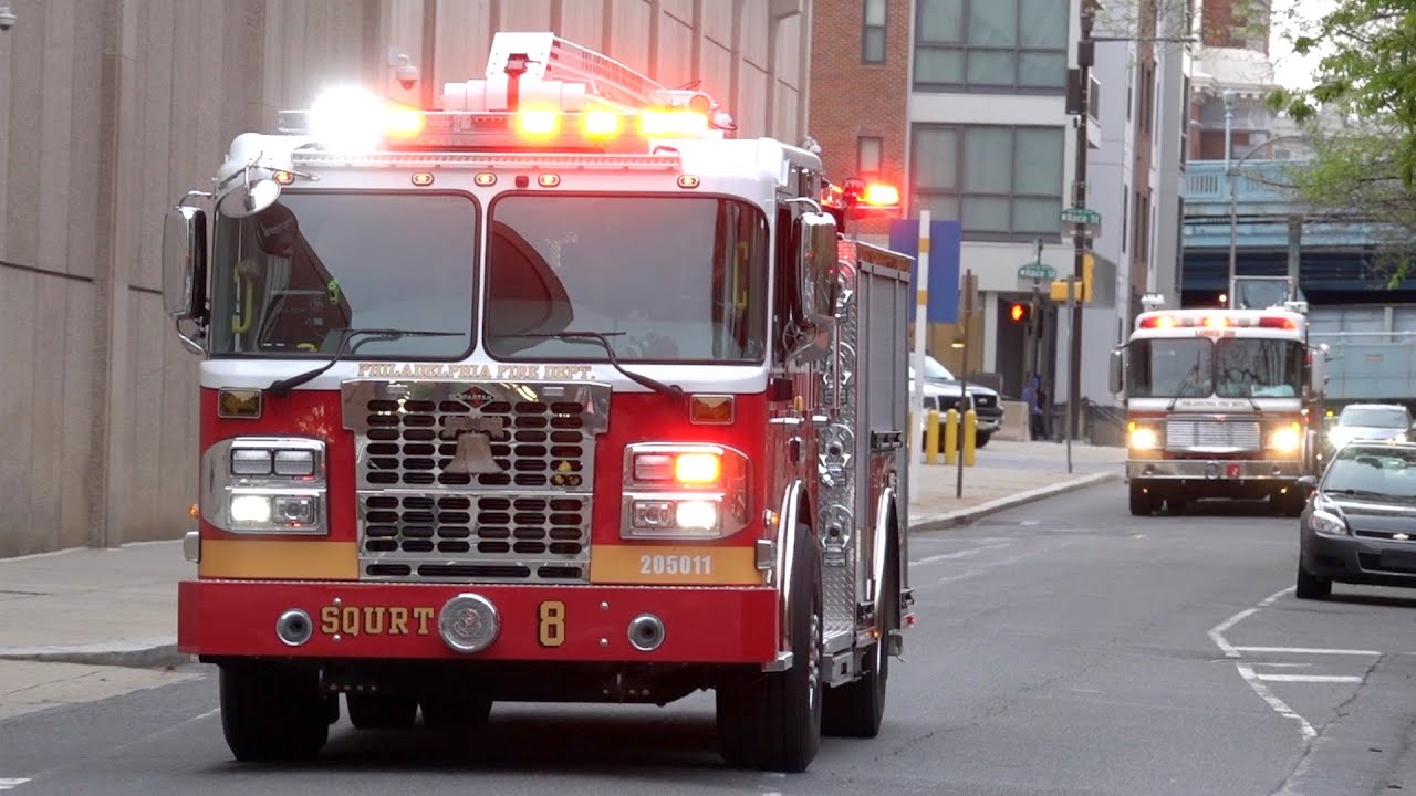 PFD Squrt 8 & Ladder 2 Responding - YouTube