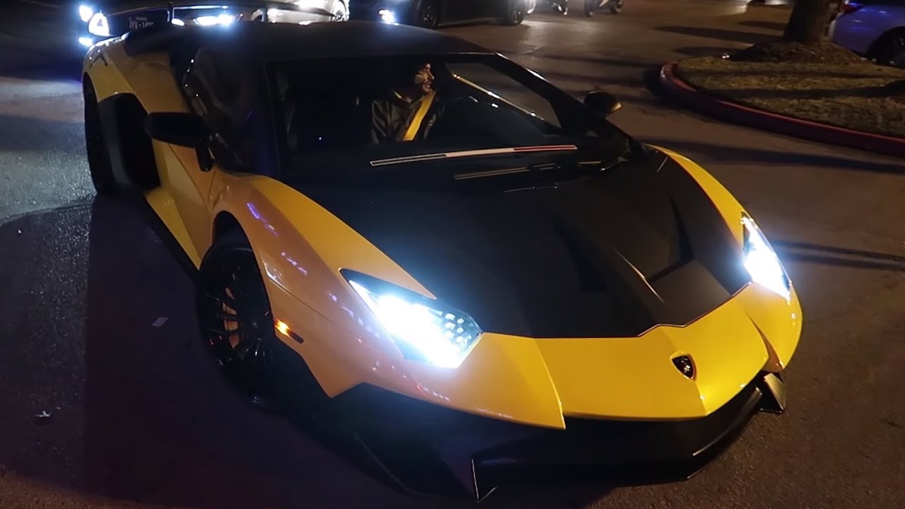 MODIFIED LAMBORGHINI AVENTADOR SV CRASHES CAR MEET!! - YouTube