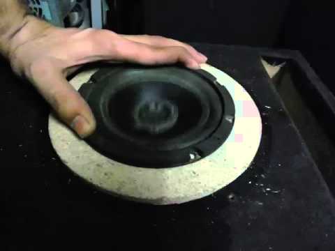 small subwoofer good box design - YouTube