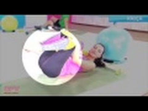 Ebru Şallı Kuvvetli Işık Altında İnce Taytla Pilates Yaparsa