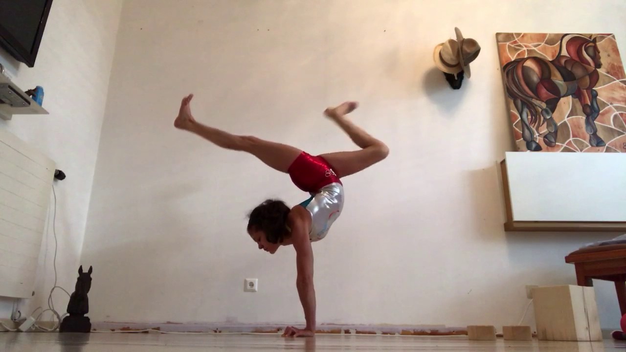 Floating split - YouTube