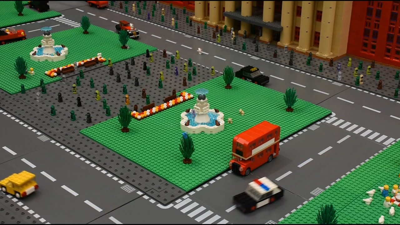 Auckland Brick Show - Frank Avéres' LEGO Goodbye Pork Pie Scene - YouTube