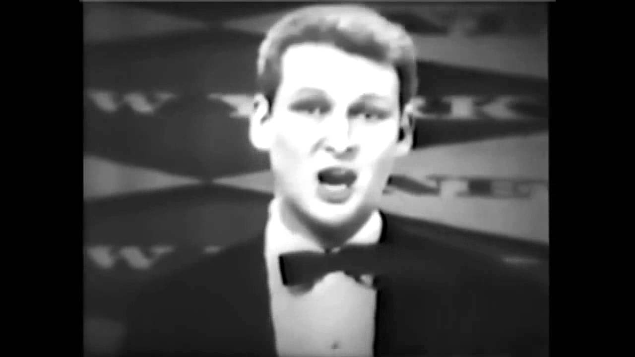 Total Mediocrity Award - Nichols and May at the 1959 Emmys - YouTube