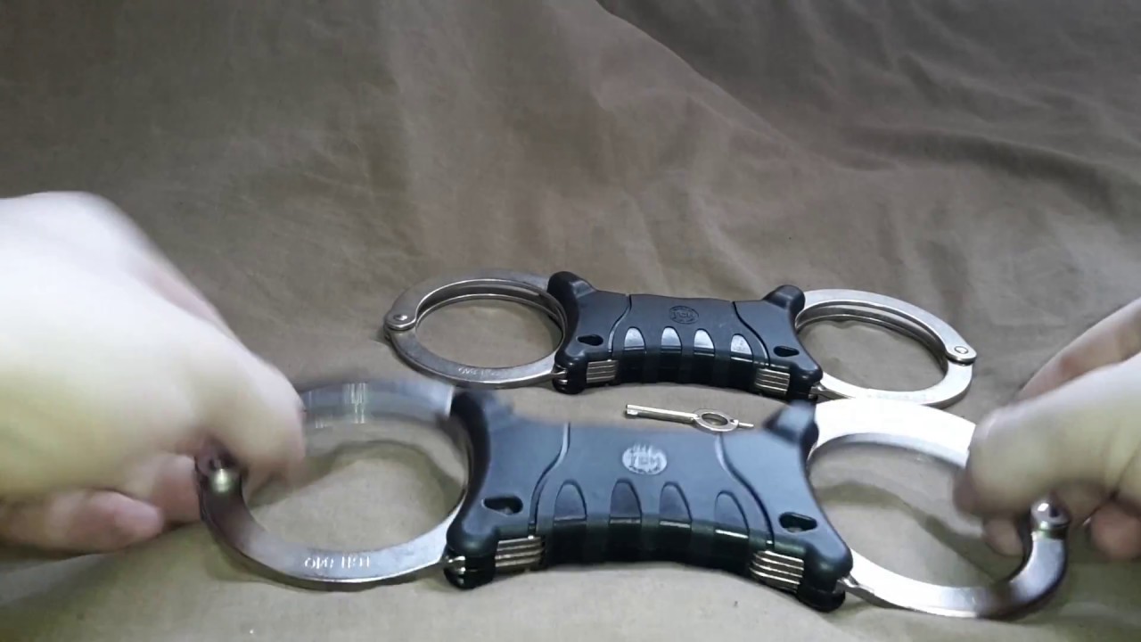 ℹ Comparing Brand New TCH 840 Speedcuffs to Used Ex-Police pair From ...