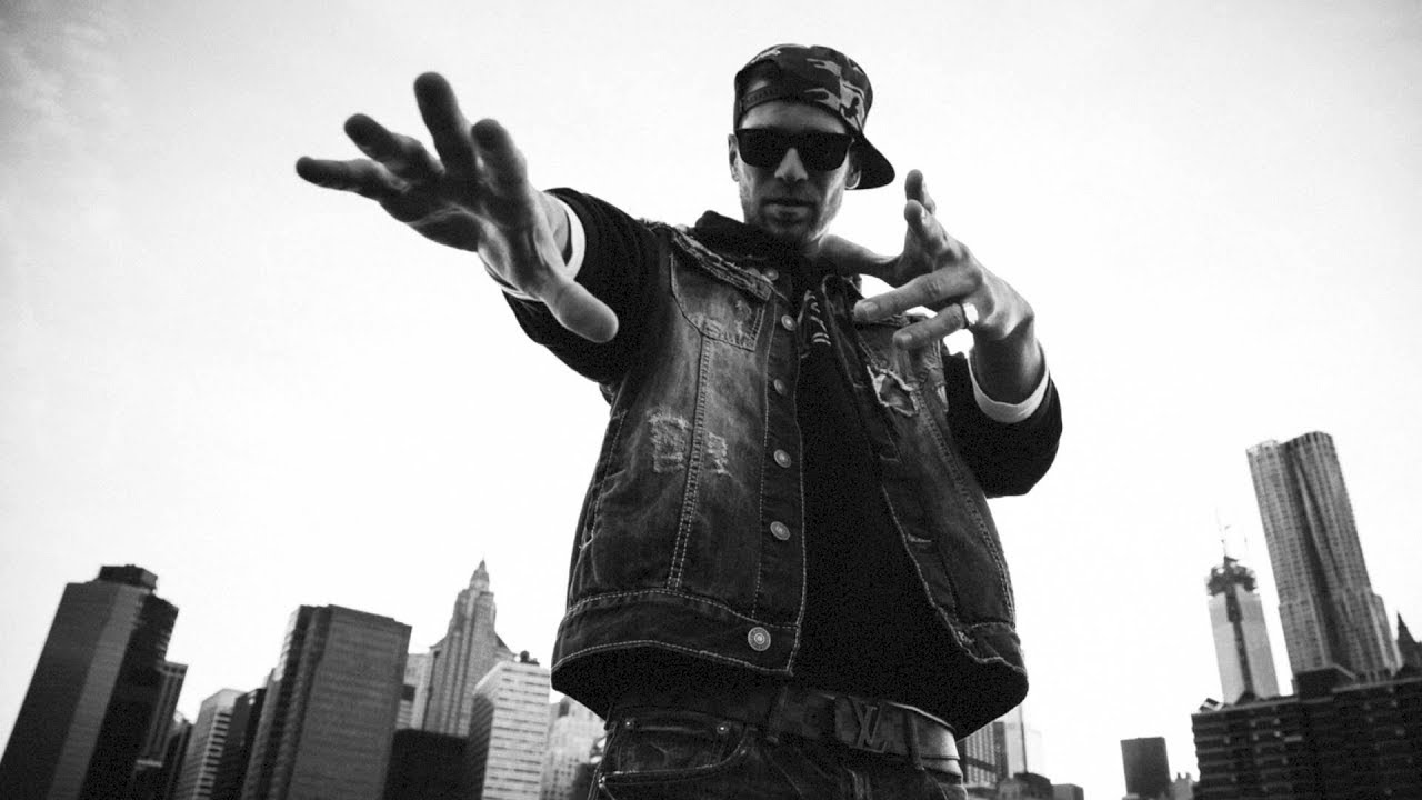 Majk Spirit - Rap neni Hip-Hop (prod. Grimaso) |Official Audio| - YouTube