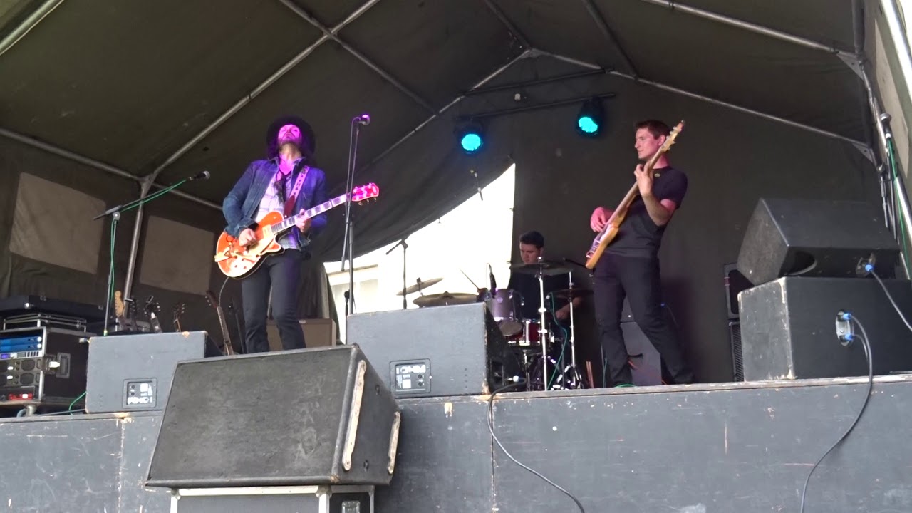 Troy Redfern Band "The Line" live at Gloucester Blues Festival 2019 ...