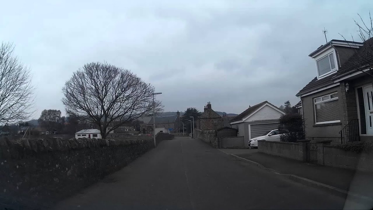 Misty Drive Around Village Of Johnny Cash Ancestry Strathmiglo Fife ...