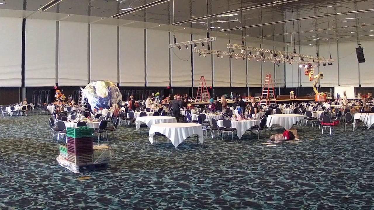 Adorn stage setup timelapse - YouTube