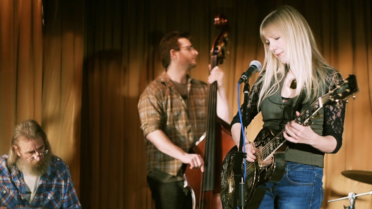 Becky Mills - Amy Sharpe - YouTube