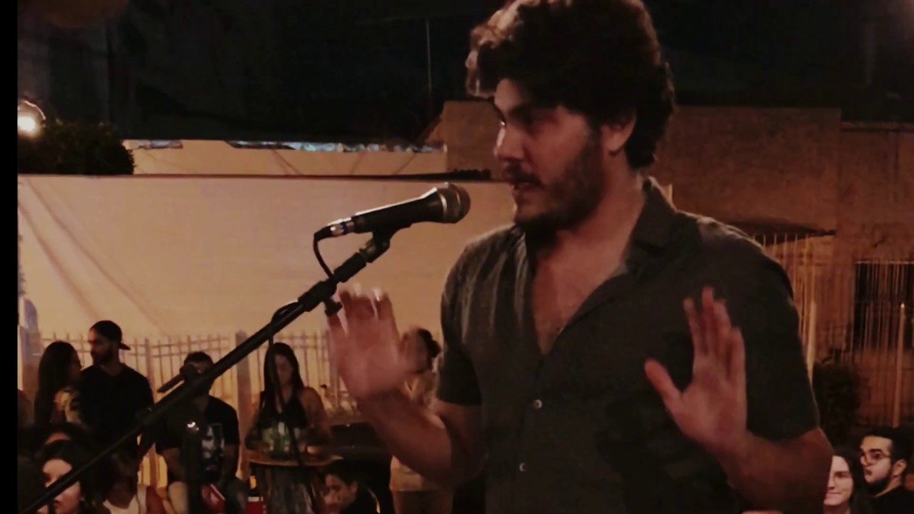 Daniel Pasini recita "O amor dos intelectuais", de Matheus Peleteiro ...