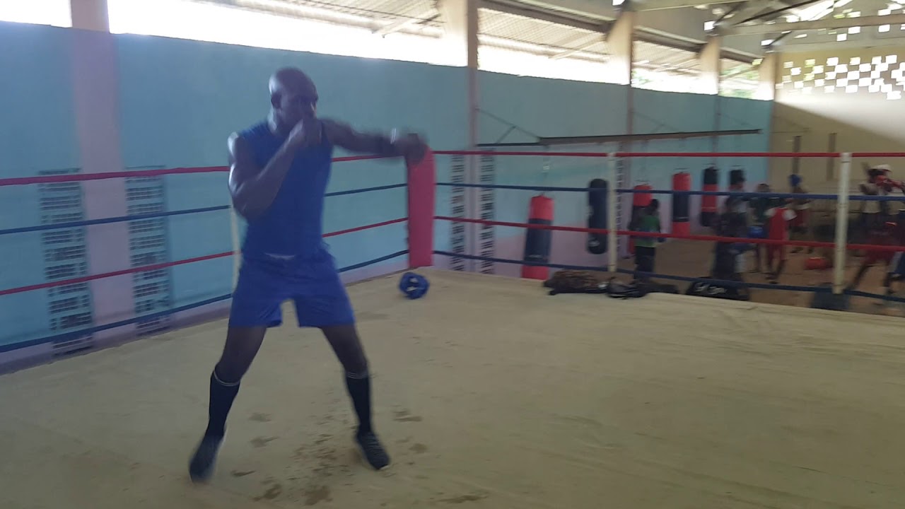Shadow Boxing Training by Cuban Olympic Silver Emilio Correa - YouTube