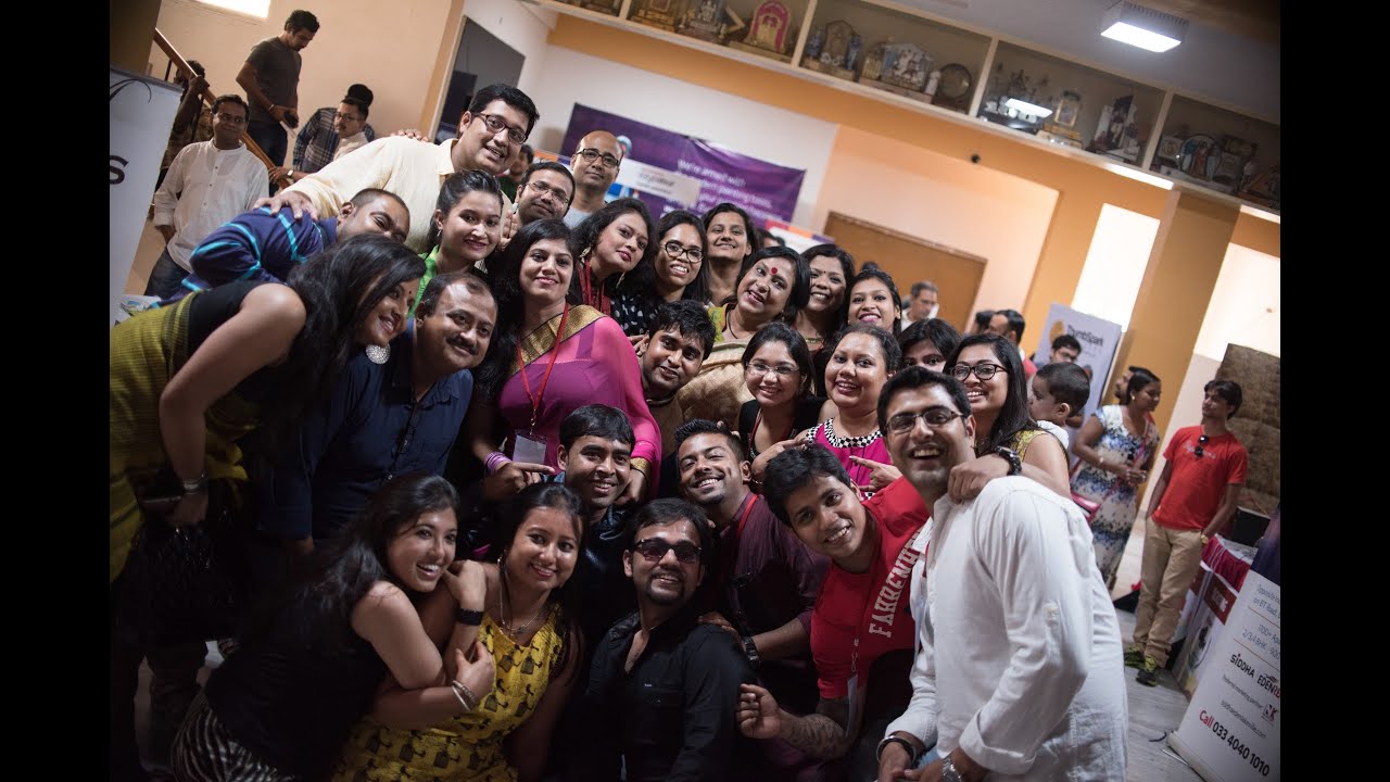 HBFF 2015 - Flash Mob by BongHopperz - YouTube