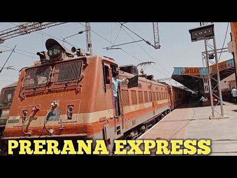 PRERANA EXPRESS Nagpur to Ahmedabad departure from Akola station|Indian ...