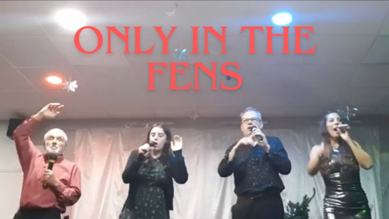 March Wonky Christmas Tree Party - Part 6 - Sweet Caroline - Party Town ...